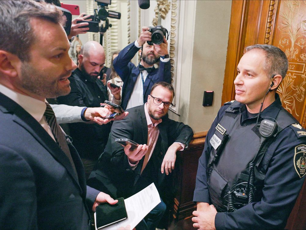 Quebec Passes Law Making Oath To King Optional For Elected Members National Post