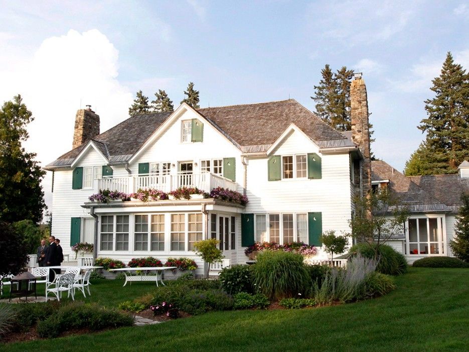 Behind the scenes of Canada's rotting official residences | National Post