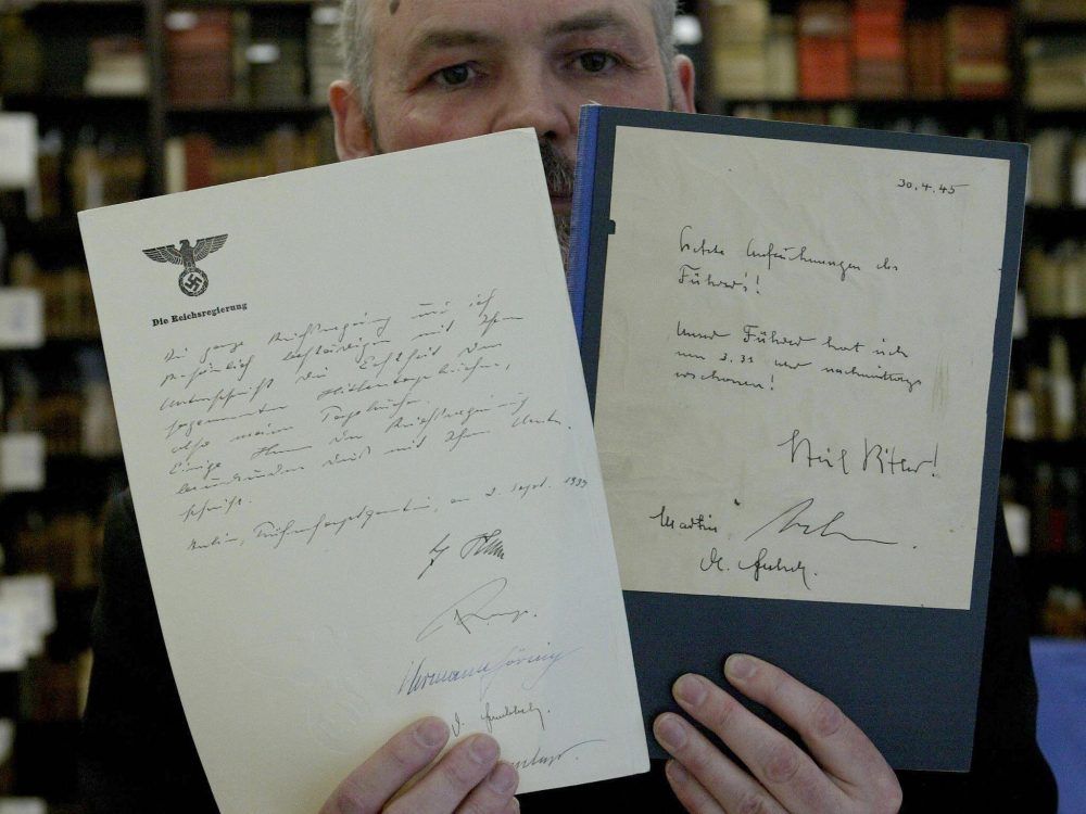Fake 'Hitler diaries', one of world's biggest hoaxes, head for German ...