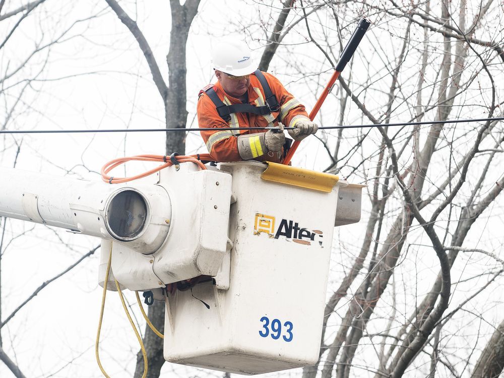 Extended power outages raise questions about resilience of Quebec's ...