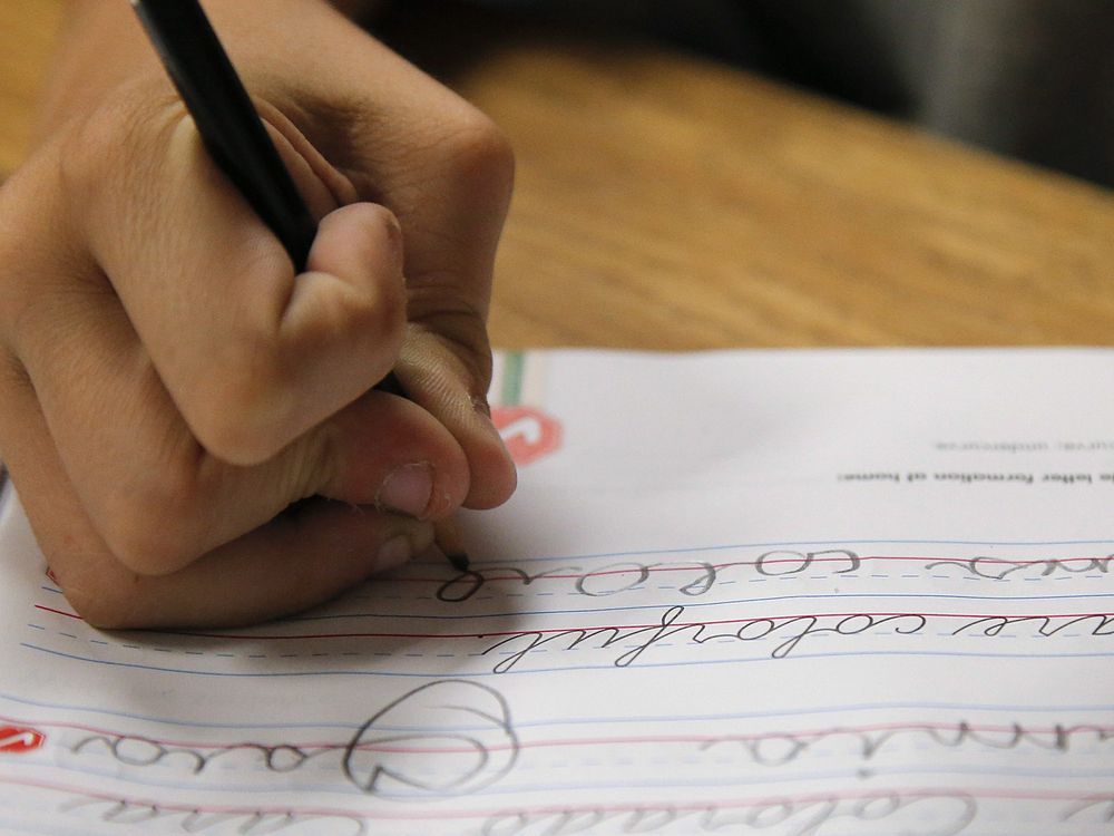 Return of cursive writing part of mandatory curriculum in Ontario ...