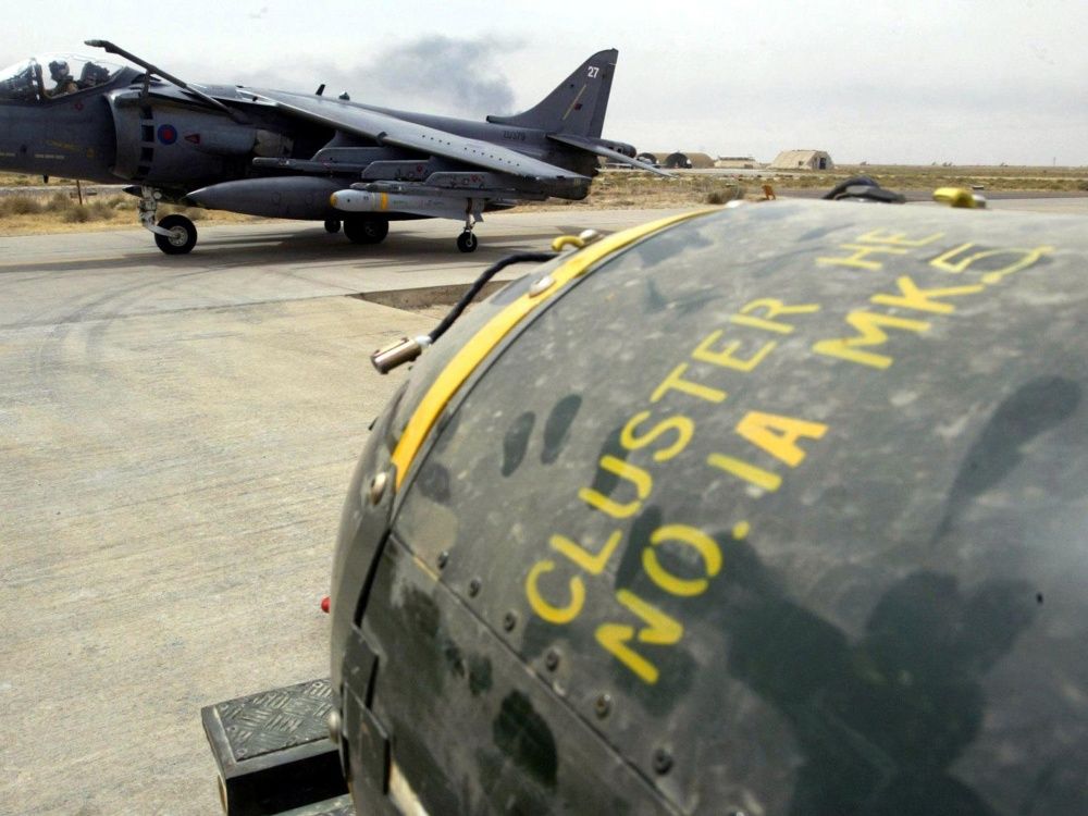 U.S. makes 'difficult decision' to give Ukraine cluster bombs ...