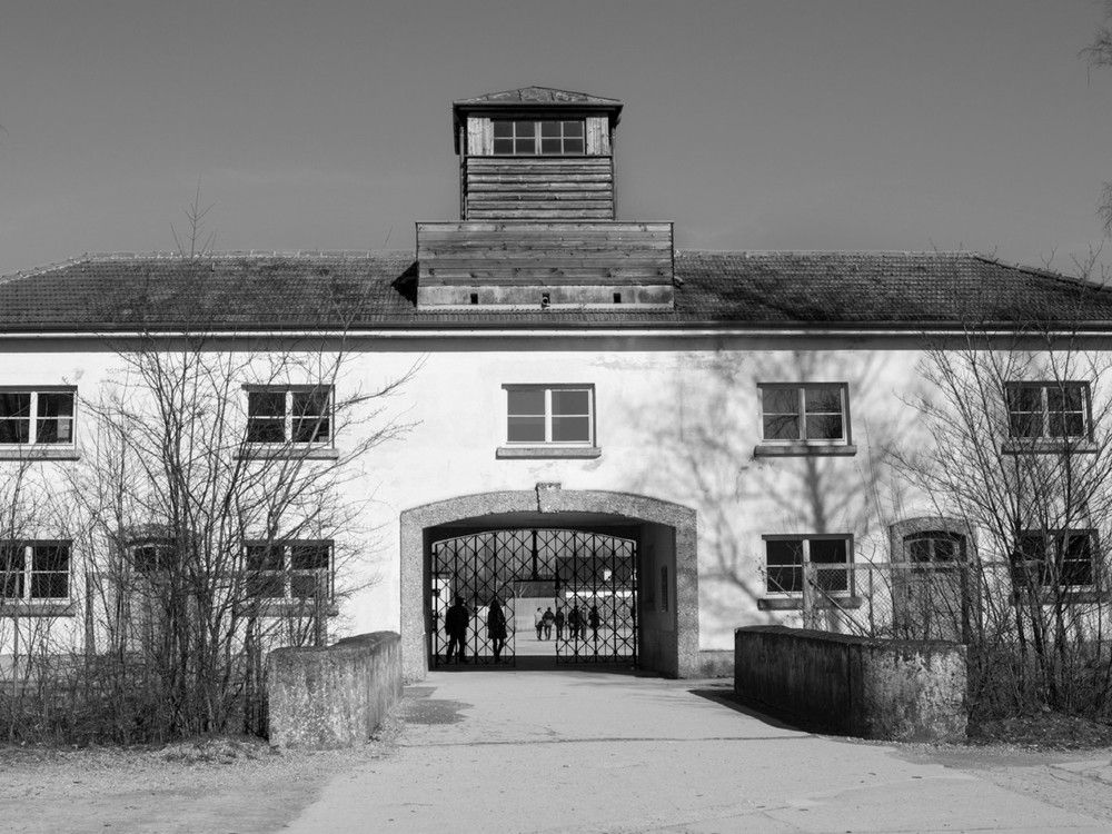Undercover Jew: The incredible Dachau rescue of Adolf Mueller ...