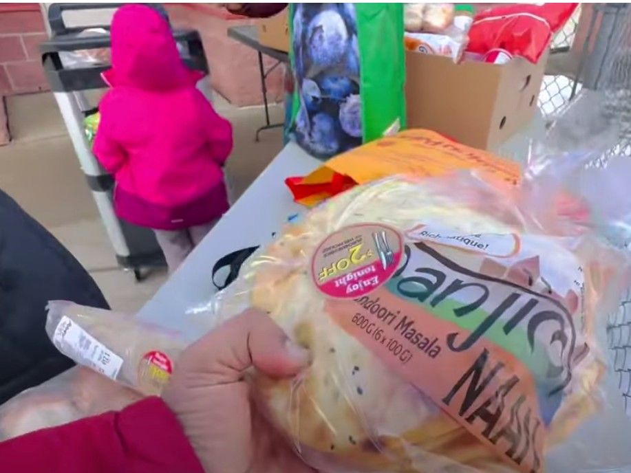 More international students are turning to food banks | National Post