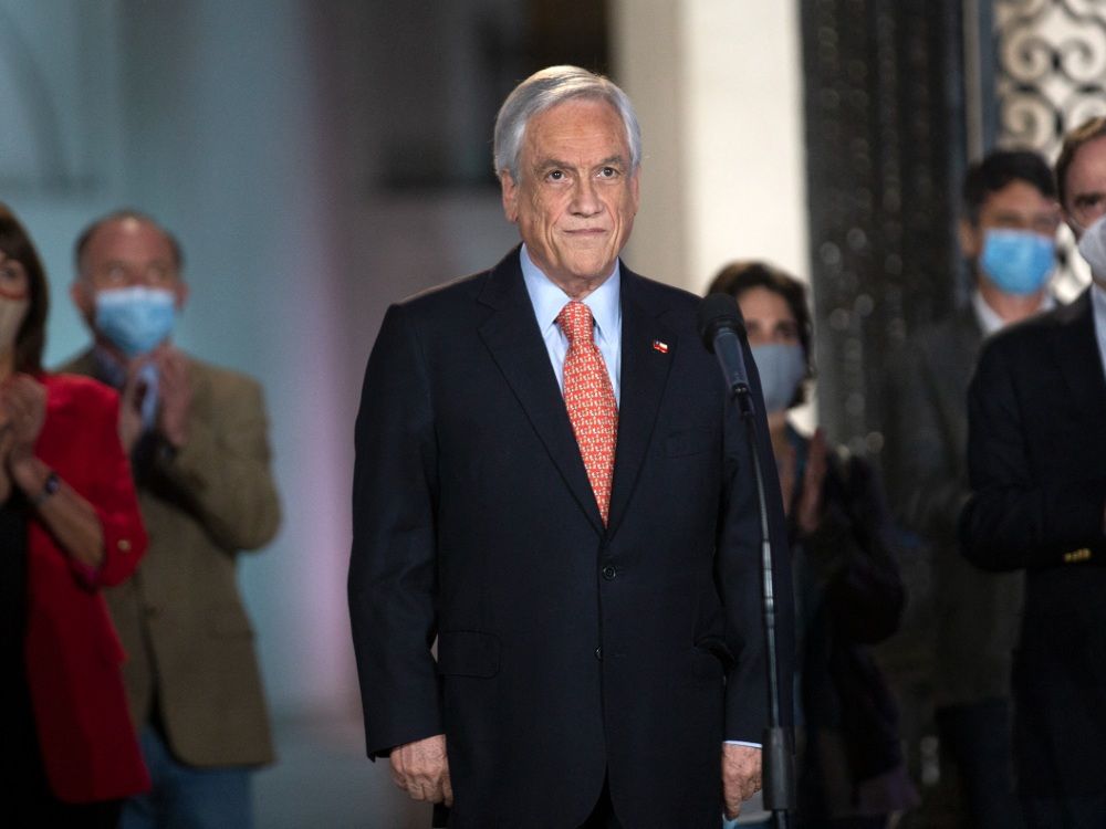 Former Chilean President Sebastian Pinera dies in helicopter crash ...