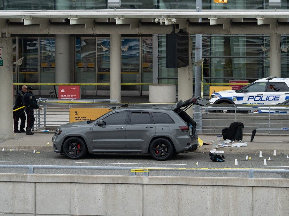 Toronto Pearson: Police reveal what led to fatal shooting at airport ...