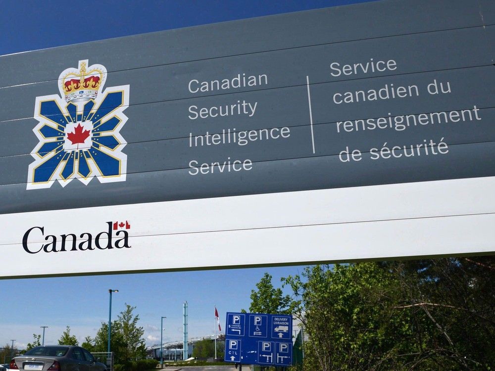 CBSA, CSIS trail, small agencies shine in public service: survey ...