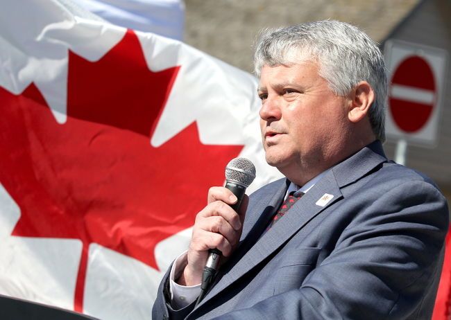 Sheehan hears border concerns | Sault Star