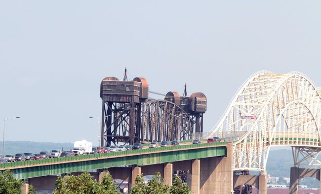 International Bridge plans transponders for travellers | Sault Star