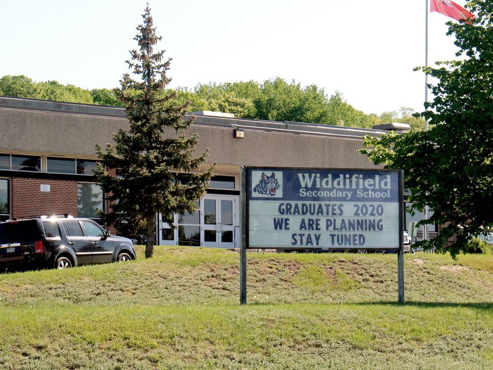 Widdifield, Chippewa organize curbside graduation ceremonies | North ...