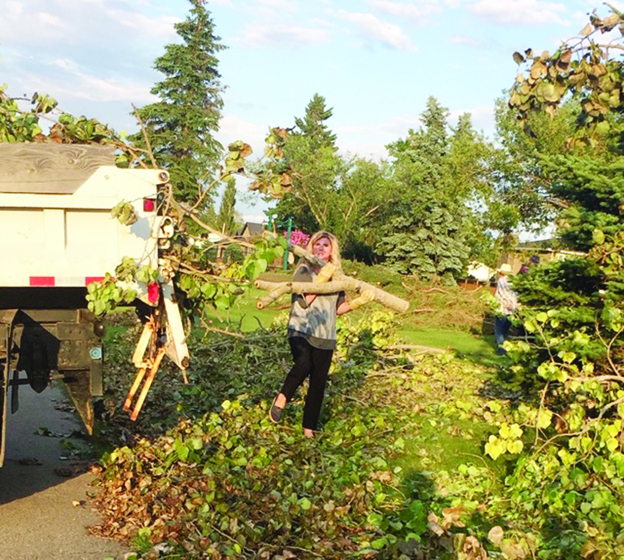 Millet residents step up to clean-up | Ontario Farmer