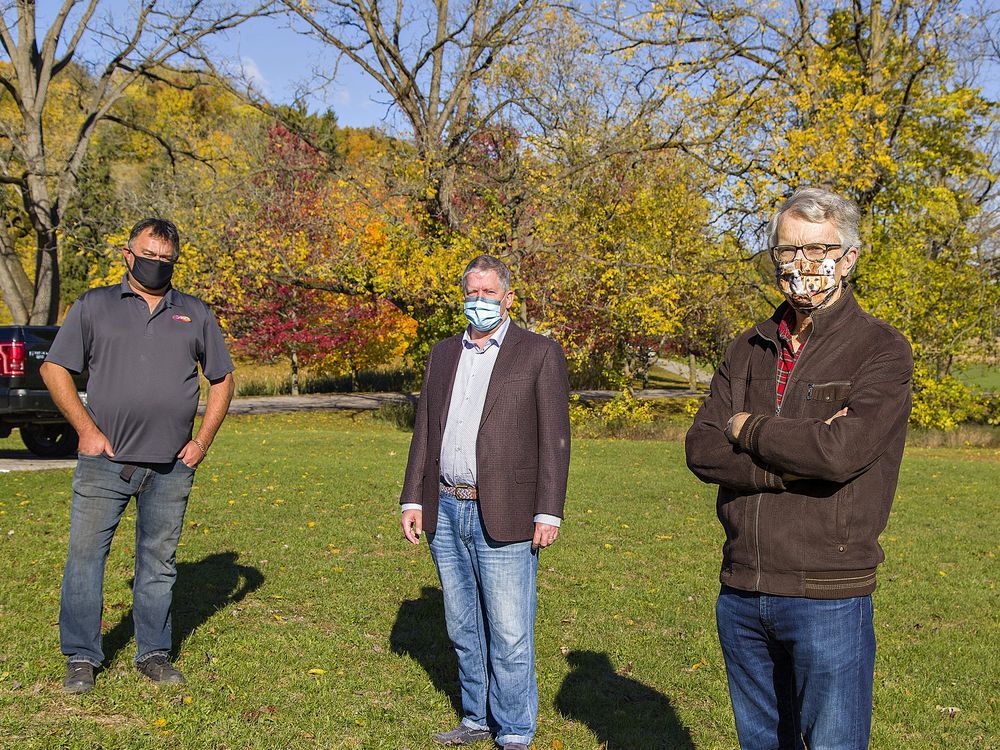 Residents voice concerns about proposed Oak Park Road extension ...