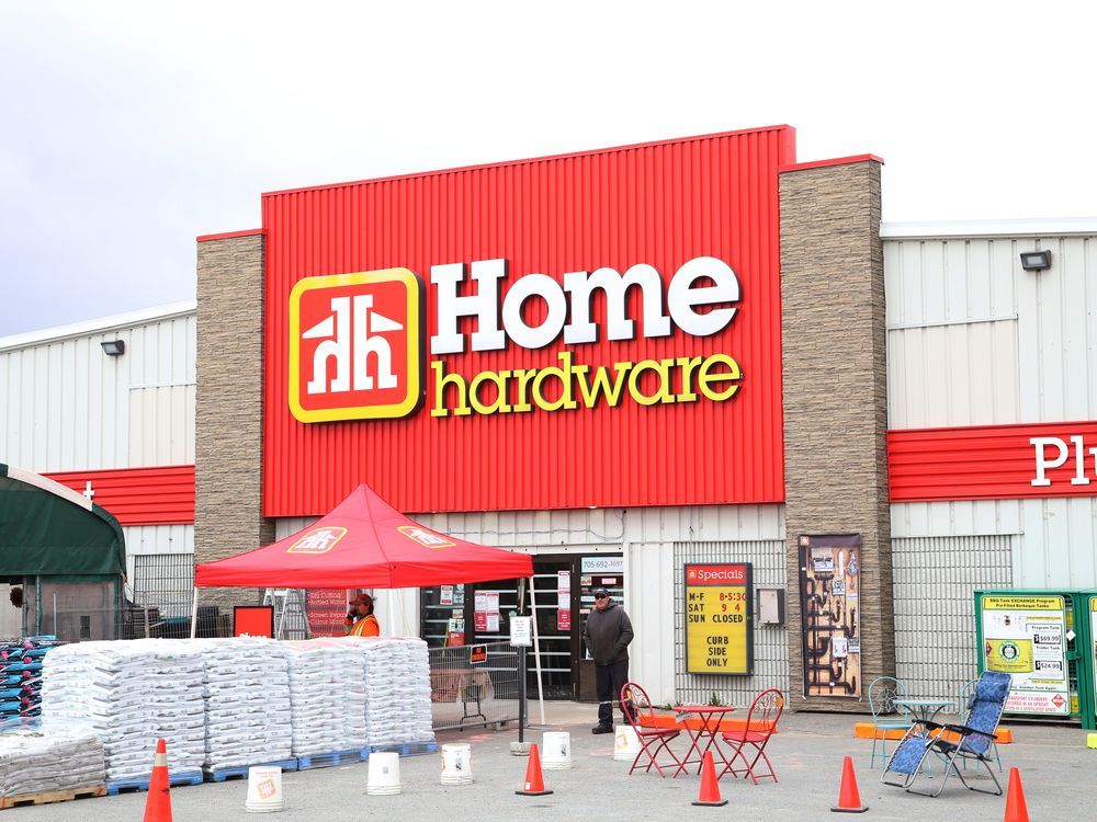 Home Hardware founder Walter Hachborn, Steve Maxwell, Sudbury, Gore Bay ...