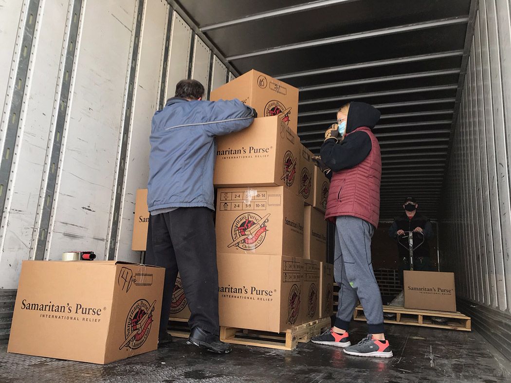 Shoebox Drive begins strong | The Graphic Leader