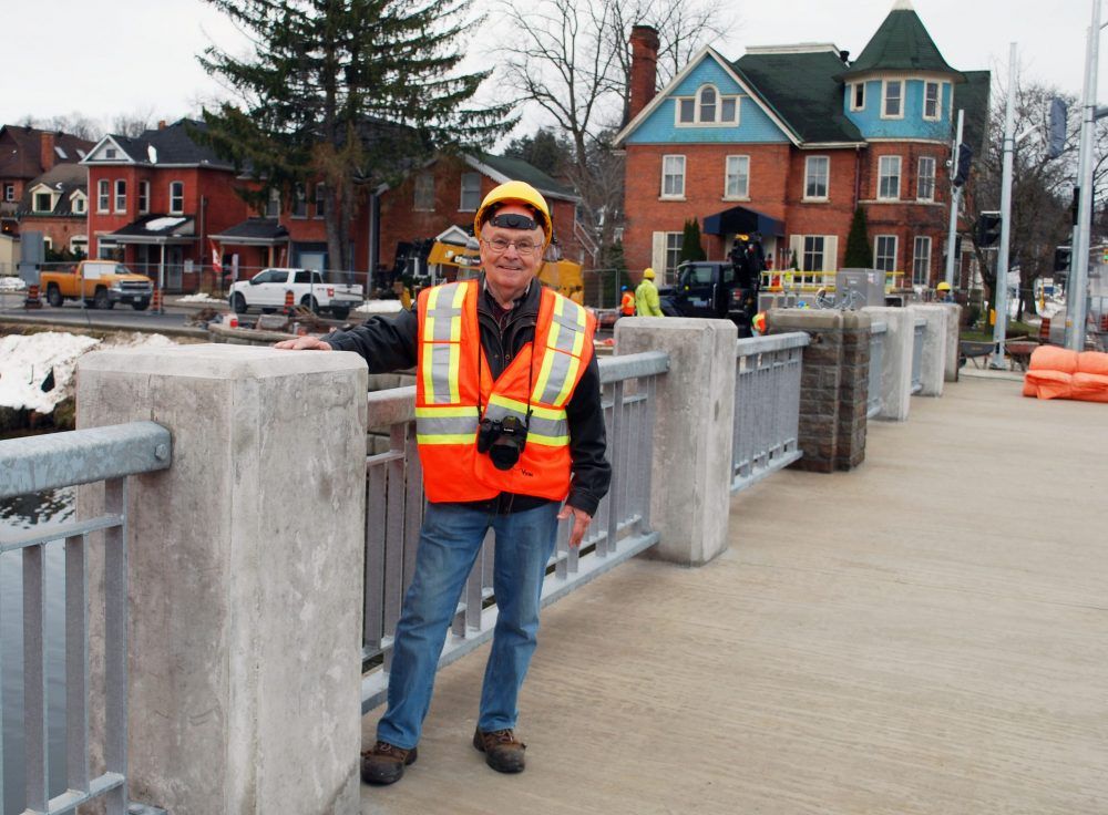 Strutt creates online photo journal of bridge replacement project ...