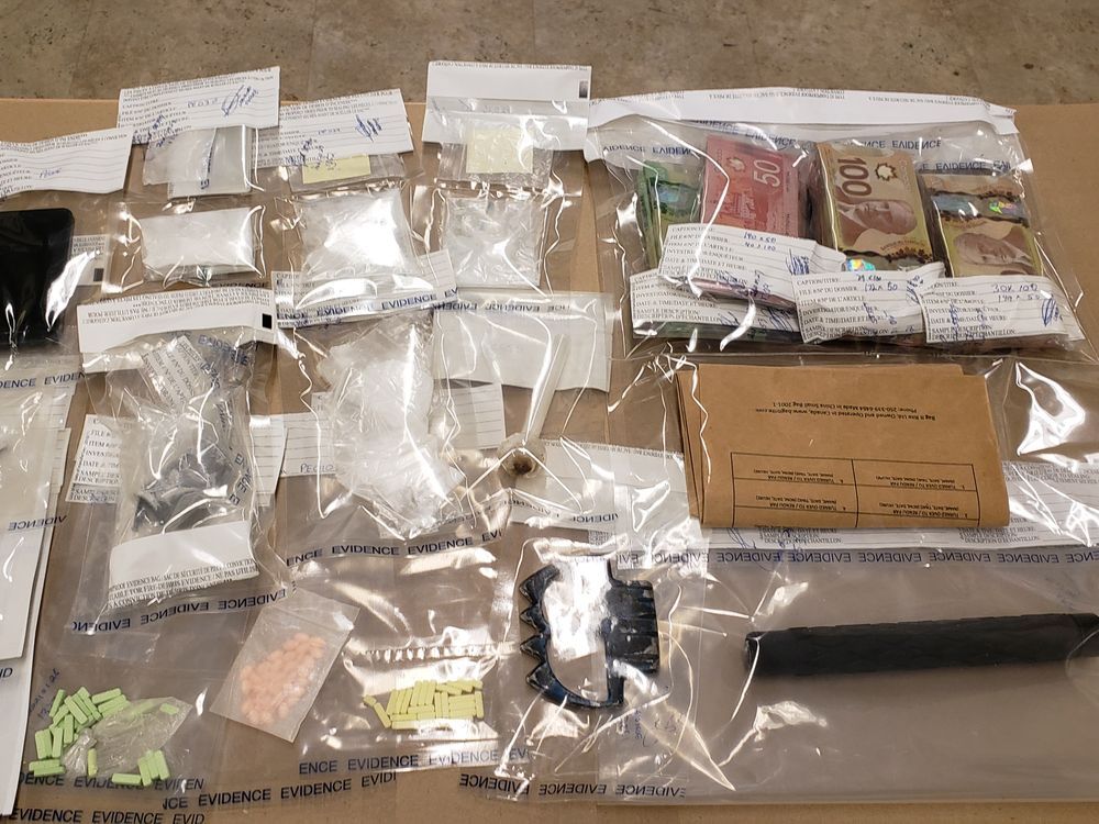 Airdrie Rcmp Crime Reduction Unit Execute Search Warrant Airdrie Echo 3571