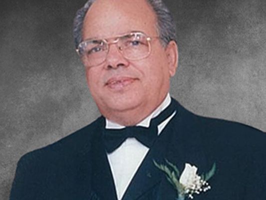 City mourns loss of popular restaurateur 'Gus' Angelatos | Belleville ...