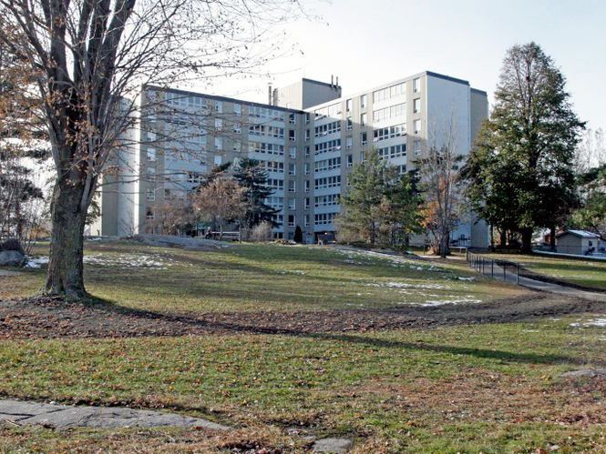 Security an issue at North Bay apartment building | North Bay Nugget