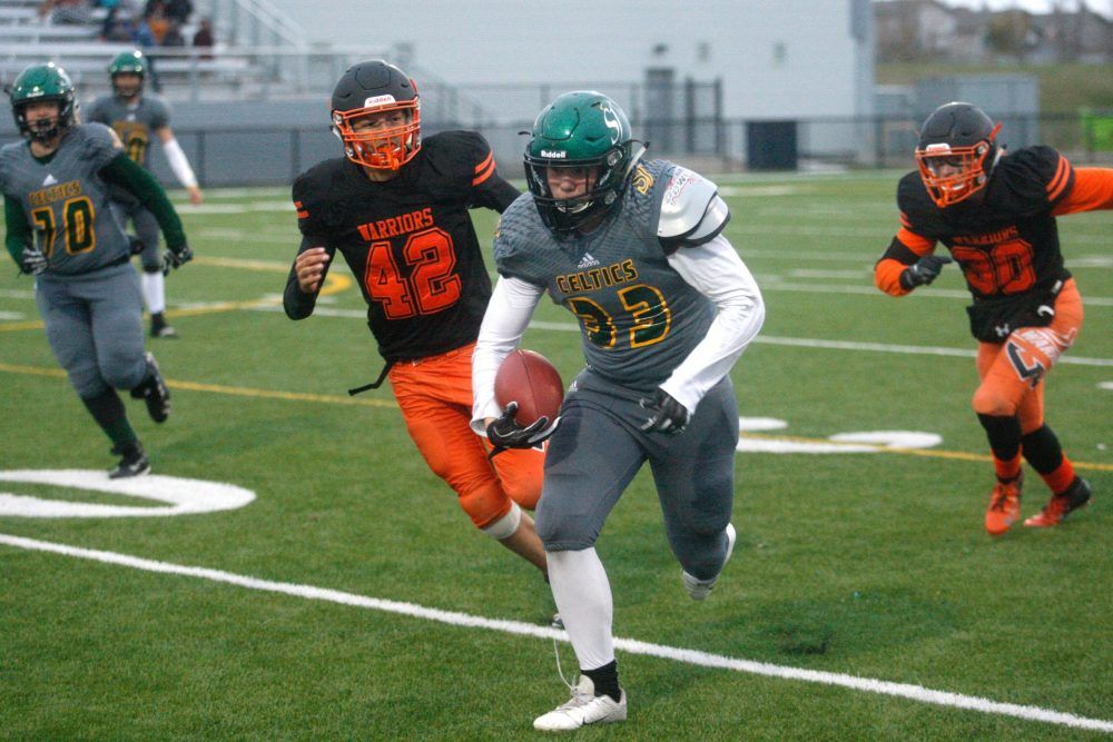 A wild day as former Celtics running back Jayden Sak signs with ...