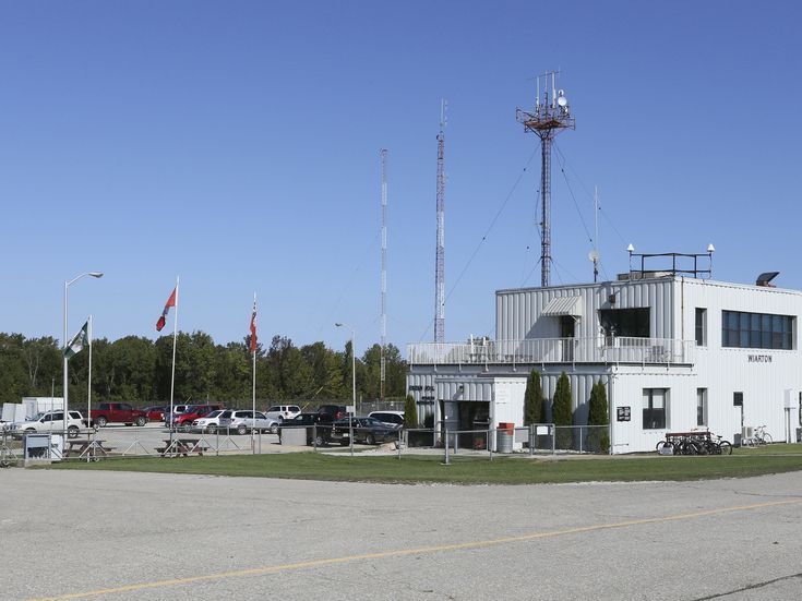 Georgian Bluffs moves forward with airport sale process | Owen Sound ...