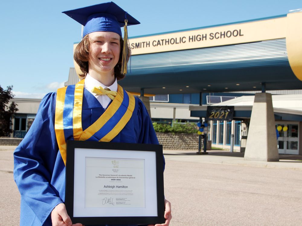 Bishop Smith graduates honoured with virtual graduation ceremony ...