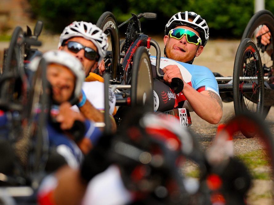 Local roundup: Hyndman wins national title; Volleyball Kent Camp sign ...