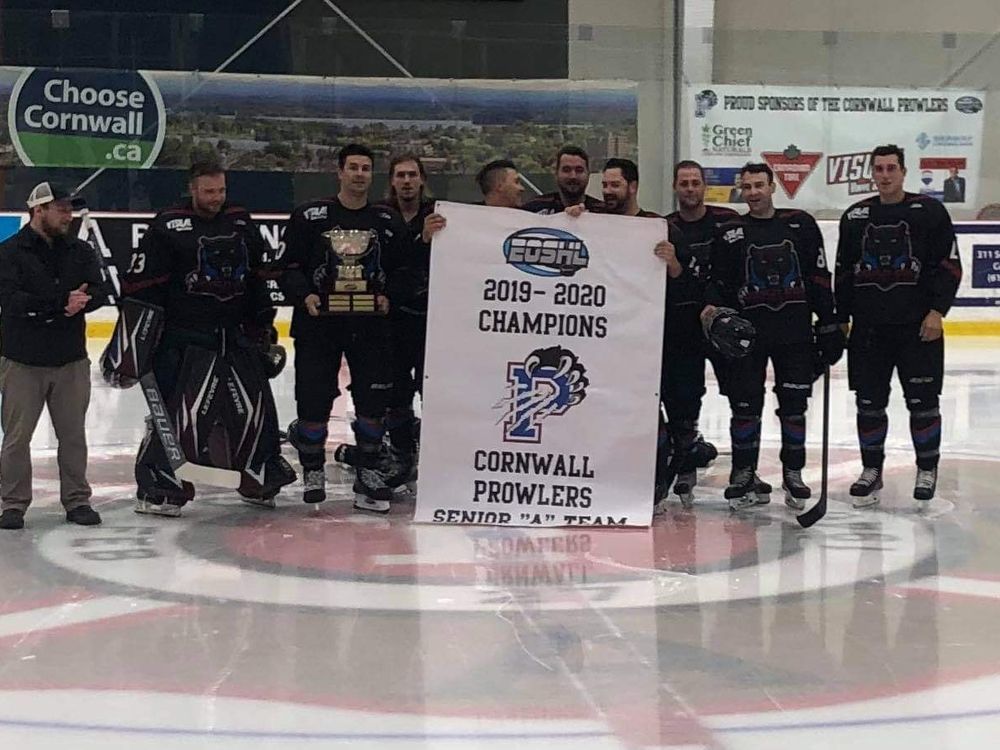 Cornwall Prowlers show off a banner, and celebrate opening-night win ...