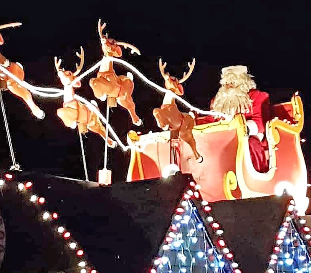 Rotary Club's Santa tour on for another year | The Graphic Leader