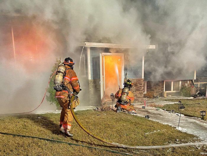 Fire tears through rural acreage | Sherwood Park News