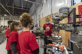 Kingston Robotics Lab makes engineering fun outside of the classroom ...