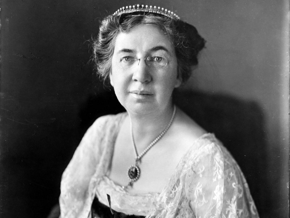 Bell Letters: Train collisions slowed down couple's trek | Brantford ...