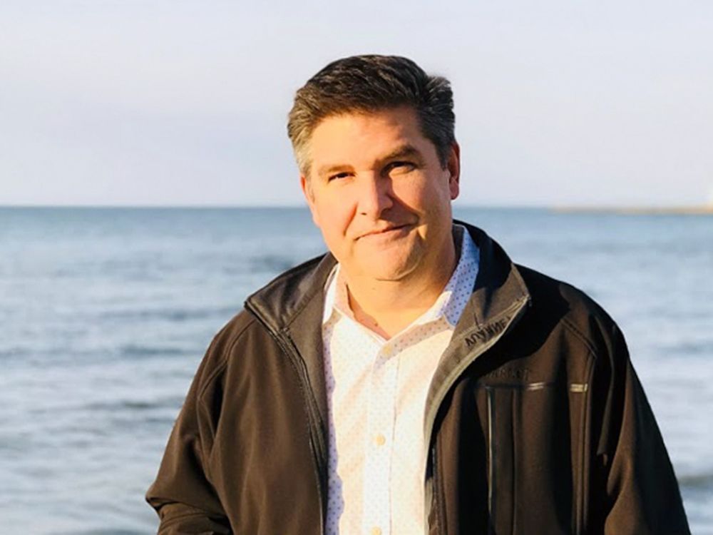 Entrepreneur keynote speaker at Salute to Brant Business - Clear Publicist