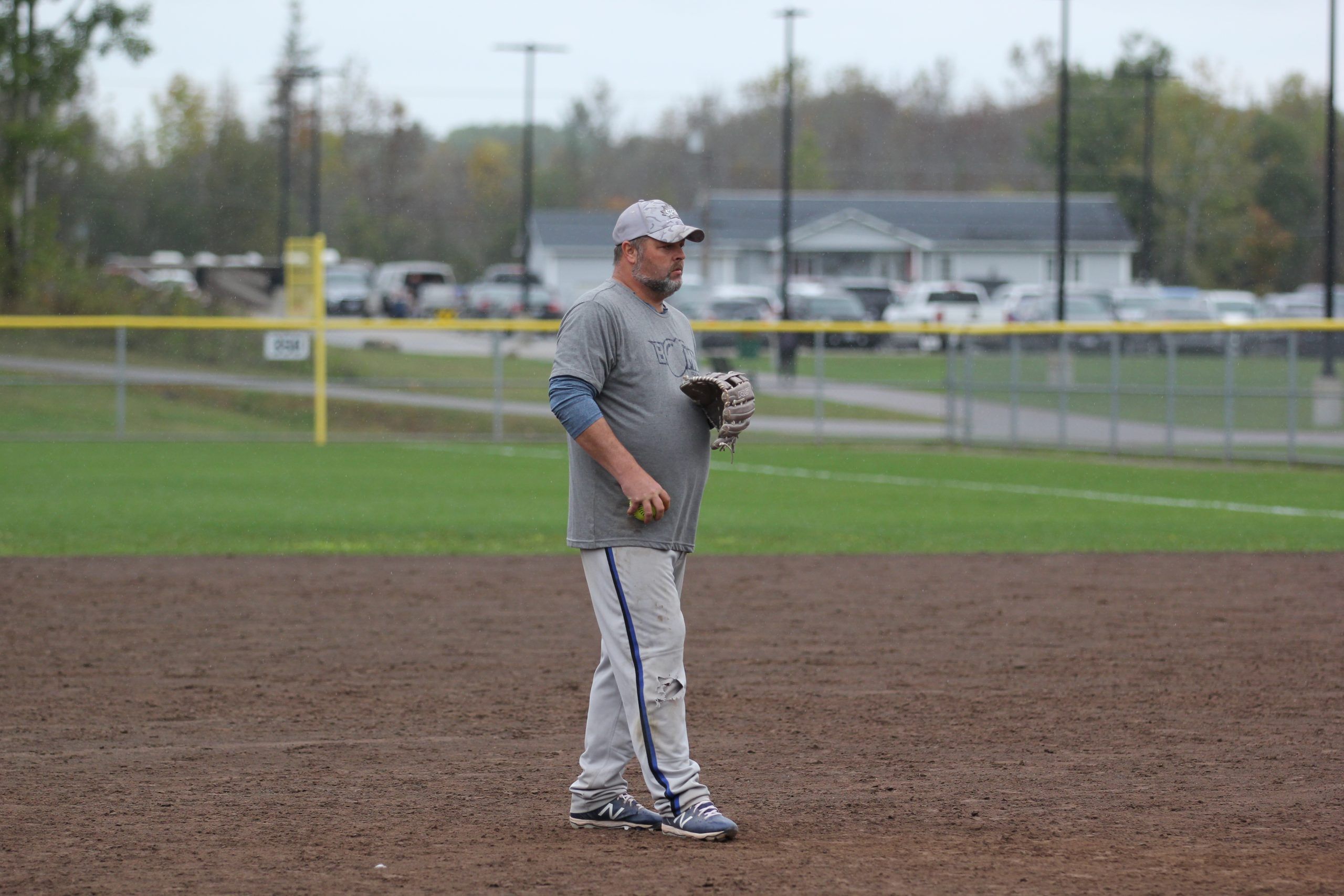 Slo-pitch players keep Mike Lalonde's memory alive on the fields at ...