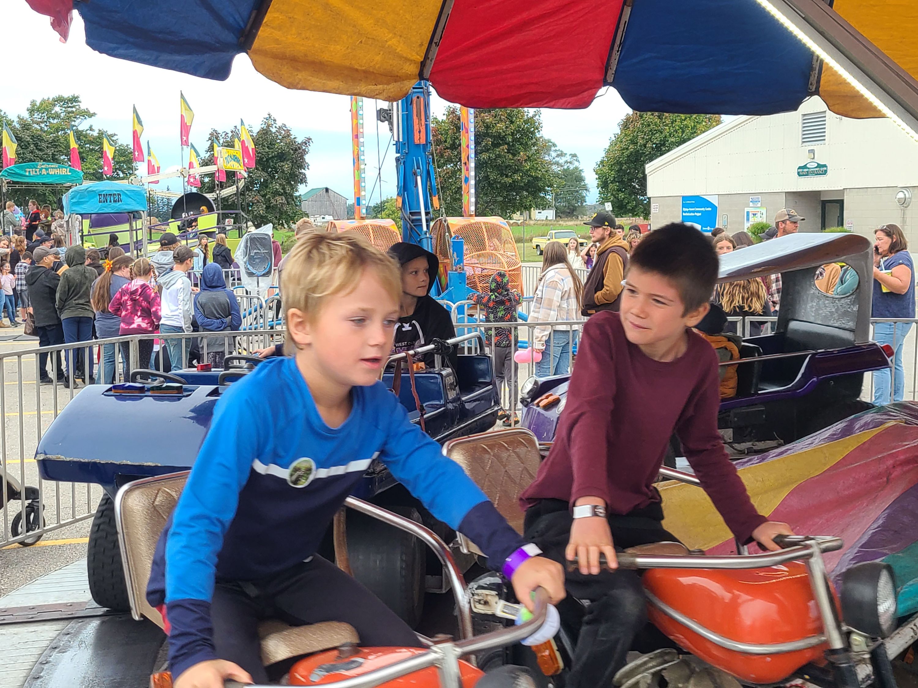 Fall fair draws mega crowd to Ripley | Kincardine News
