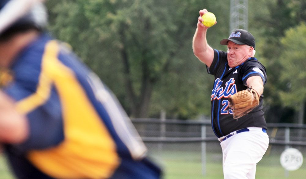 Mets ride right arm of veteran pitcher to HCFL final | Mitchell Advocate