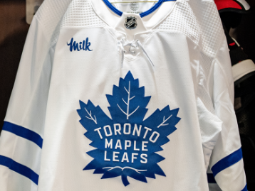 Leafs will sport dairy logo | Ontario Farmer