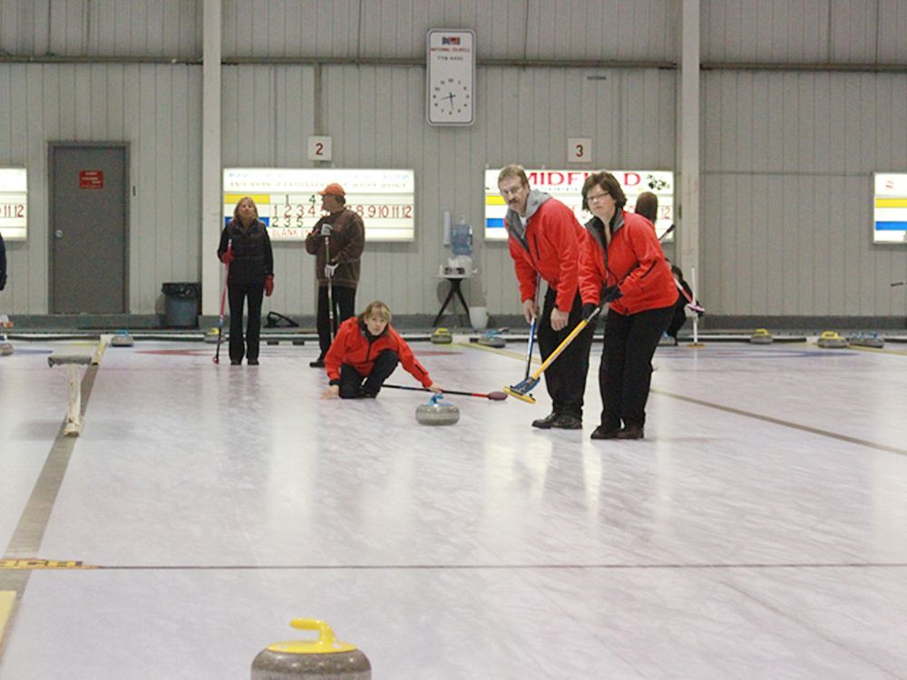 Curlers sliding into new season, seek more members | Whitecourt Star
