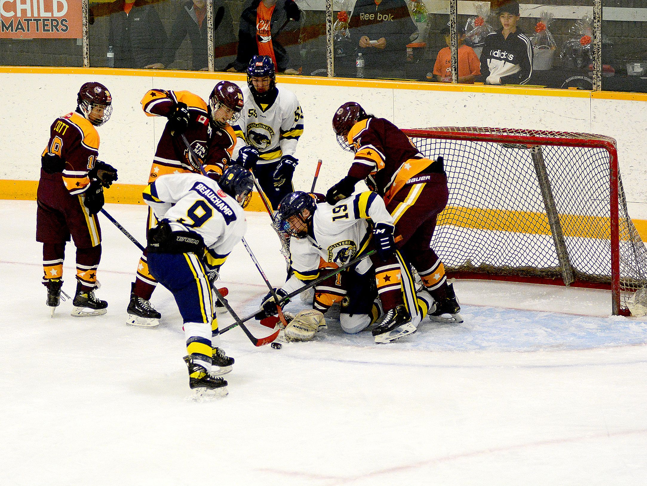 GALLERY: Hockey takes back seat | Sault Star