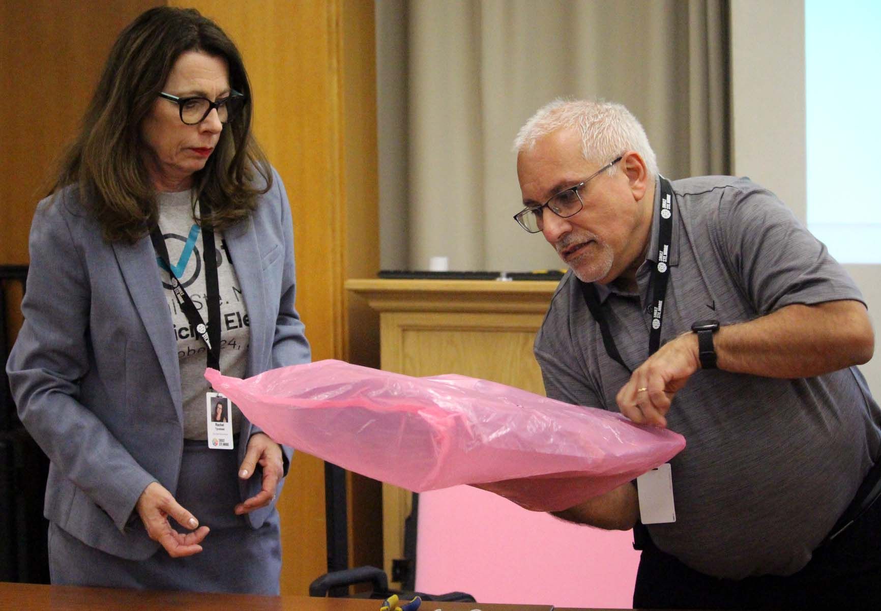 Sault uses electronic voting tabulators for first time in election ...