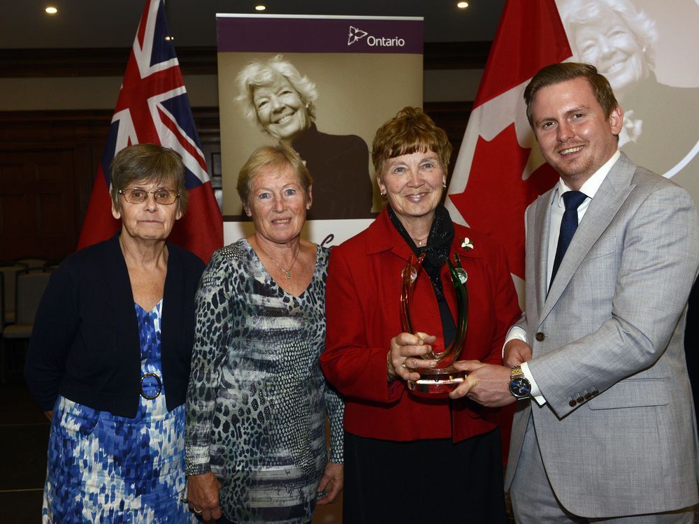Bite of Brant volunteers receive outstanding achievement award ...