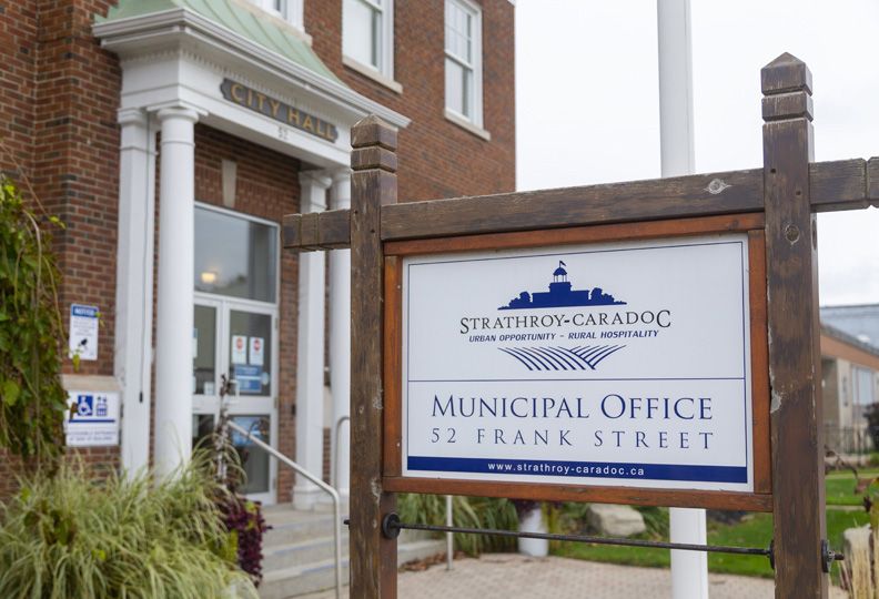 Strathroy-Caradoc approves sidewalk upgrades | Strathroy Age Dispatch