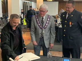 Cornwall taxi driver recognized for calling in garage fire | Cornwall ...