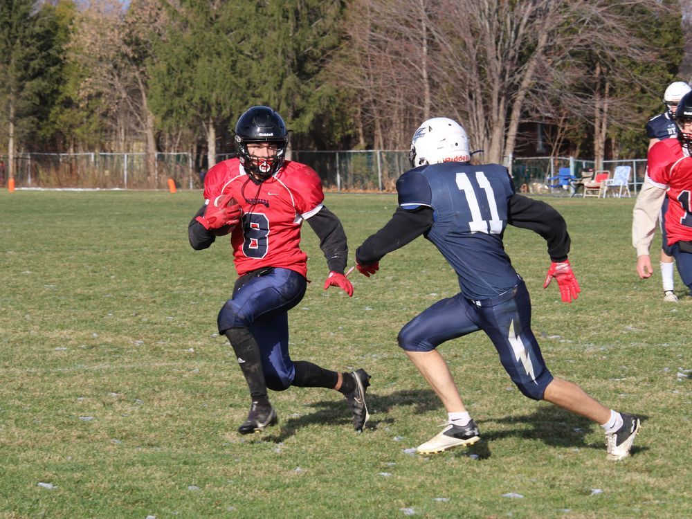 St. Joe's Panthers celebrate historic football title in Cornwall ...