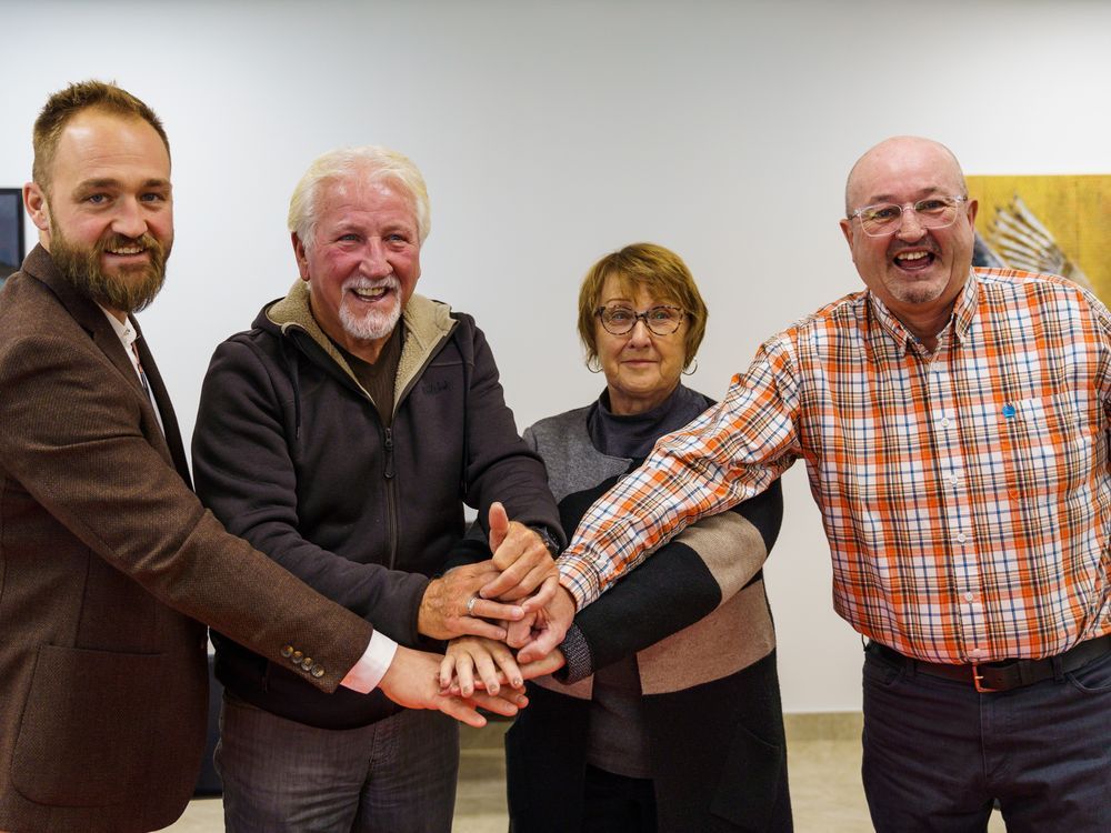 Ringing in the Christmas season with the Activettes Food Bank | Bow ...