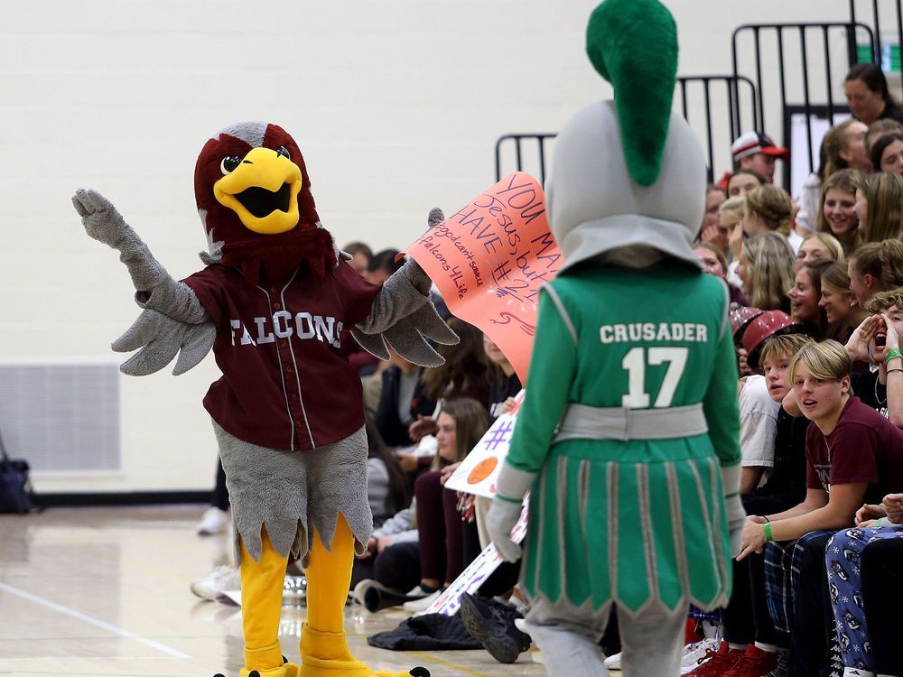 Frontenac Falcons win senior girls basketball crown | The Kingston Whig ...