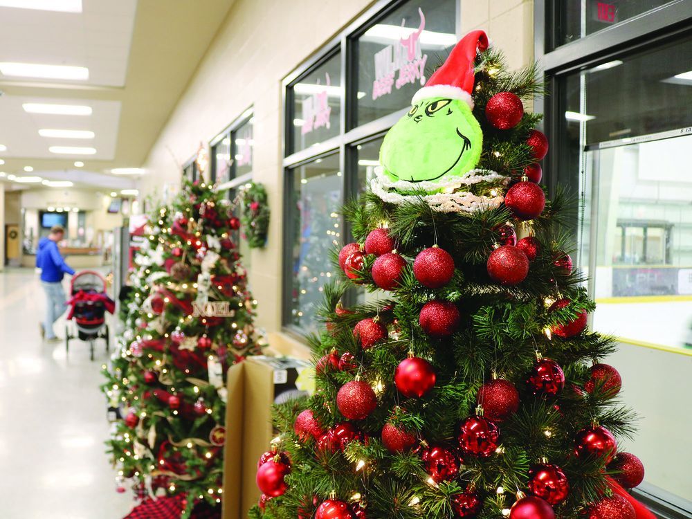 'A Mistletoe Masquerade': Festival of Trees returns for annual charity ...