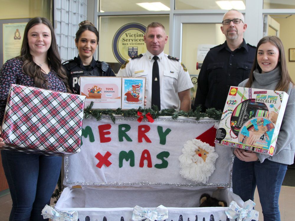 TPS, Victim Services team up for annual toy drive | The Daily Press