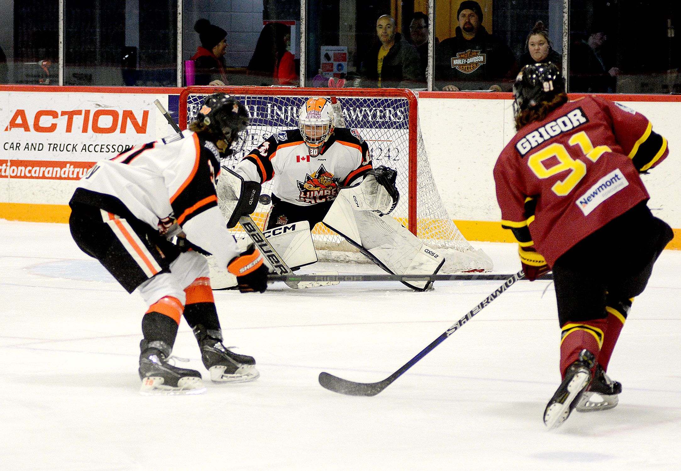 Rock topple Lumberjacks to regain top spot in East | The Daily Press