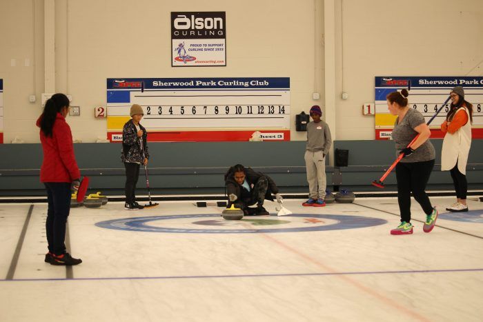 Canadian newcomers learn to love curling | Sherwood Park News