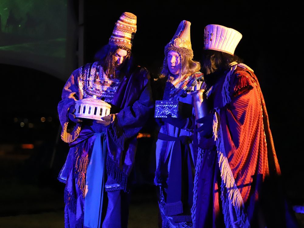 Gallery: Living Nativity is at Science North once again | Sudbury Star